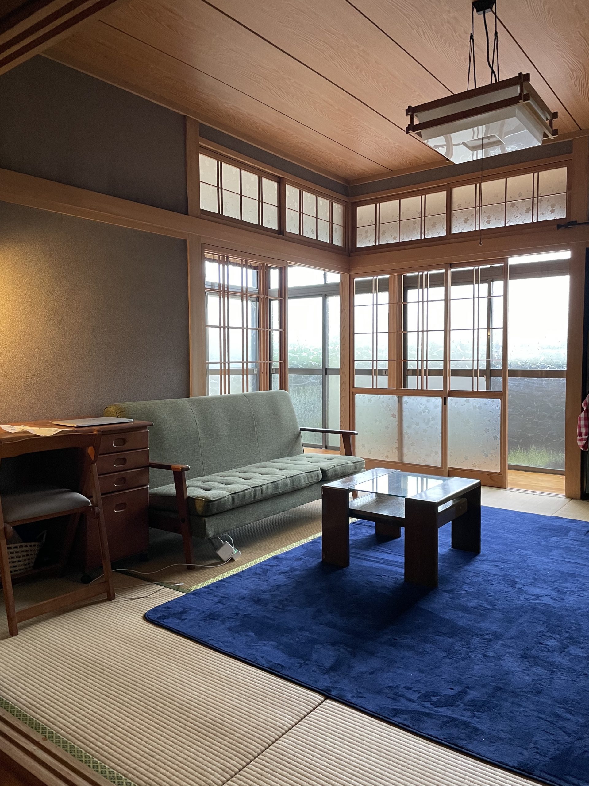 シアーだった景色がシースルーに - Taniweb制作